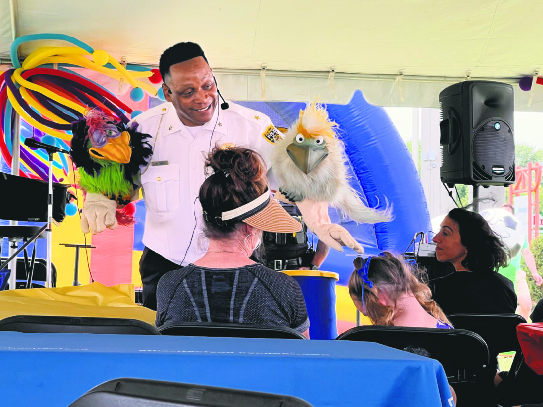 Summer arts fest draws 15,000 to Wean Park | News, Sports, Jobs - The ...